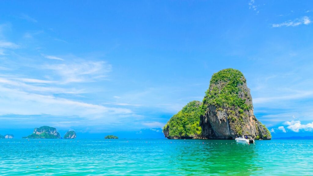 Donsak Pier Surat Thani | Travel Guide